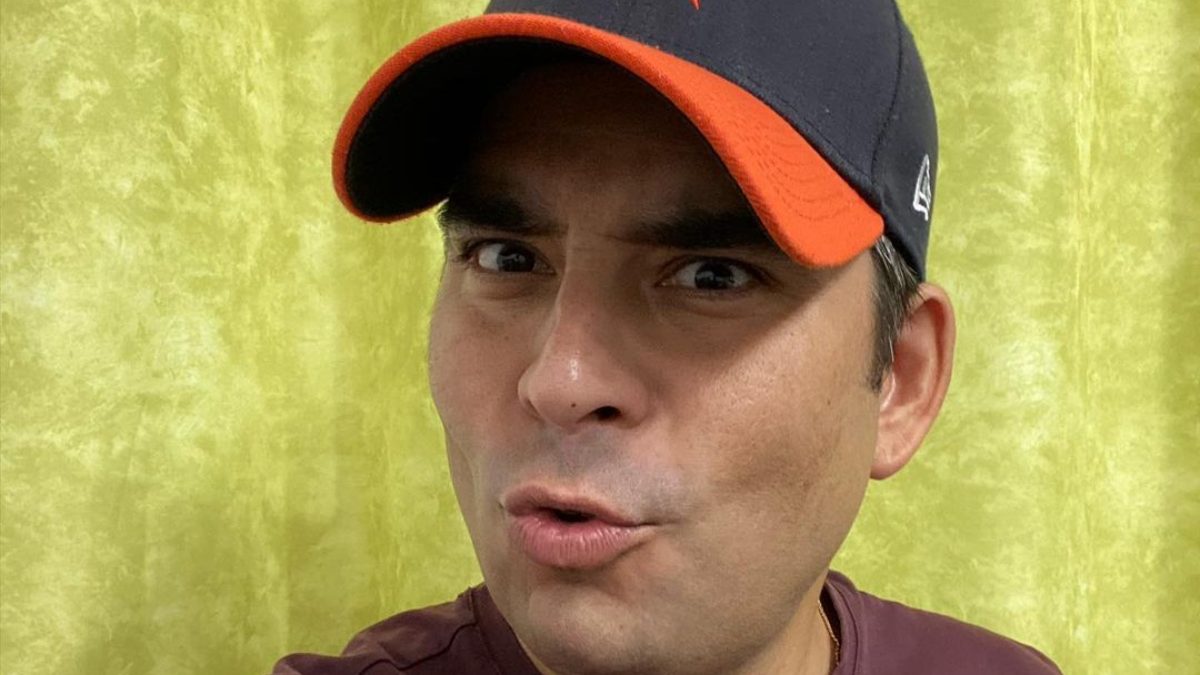 Fanáticos sorprenden a Luis Silva (Pánfilo) de compras por Miami ...