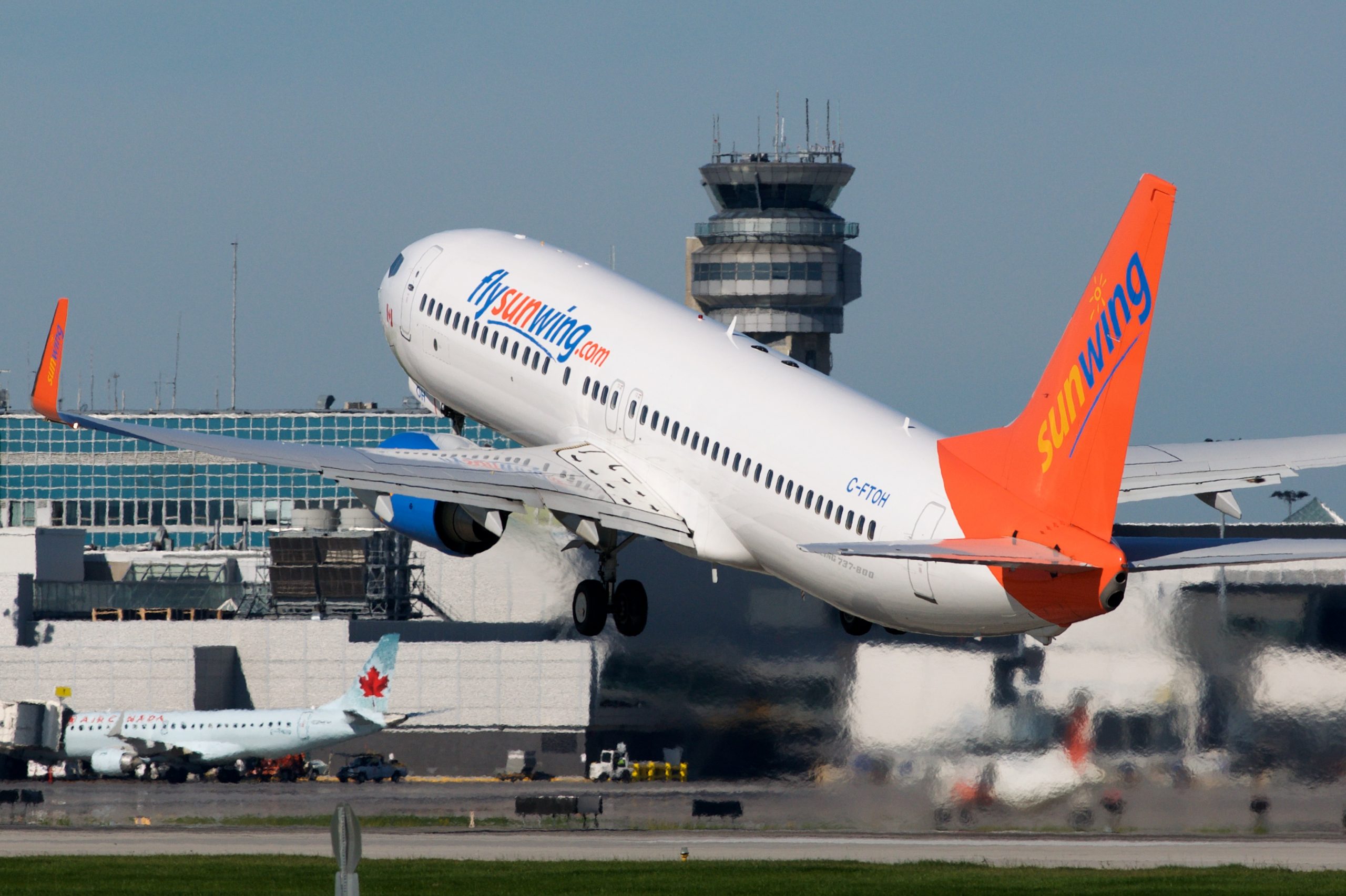 Sunwing relanza sus vuelos a Cuba - Cuballama Noticias