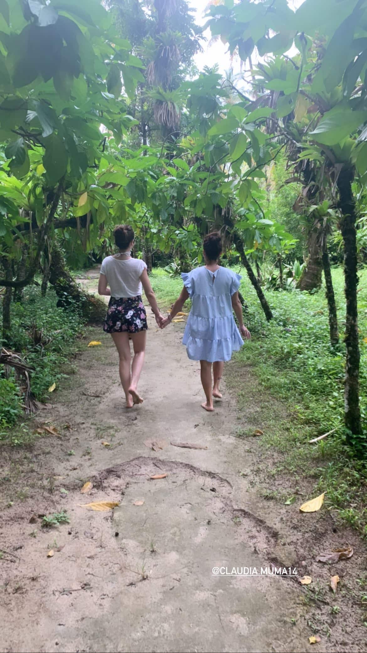Ana de Armas a su amiga Claudia Alvariño: “Eres el regalo más lindo que ...