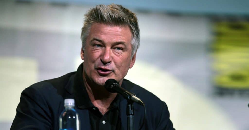 Se aproxima fecha del juicio al actor Alec Baldwin - Cuballama Noticias