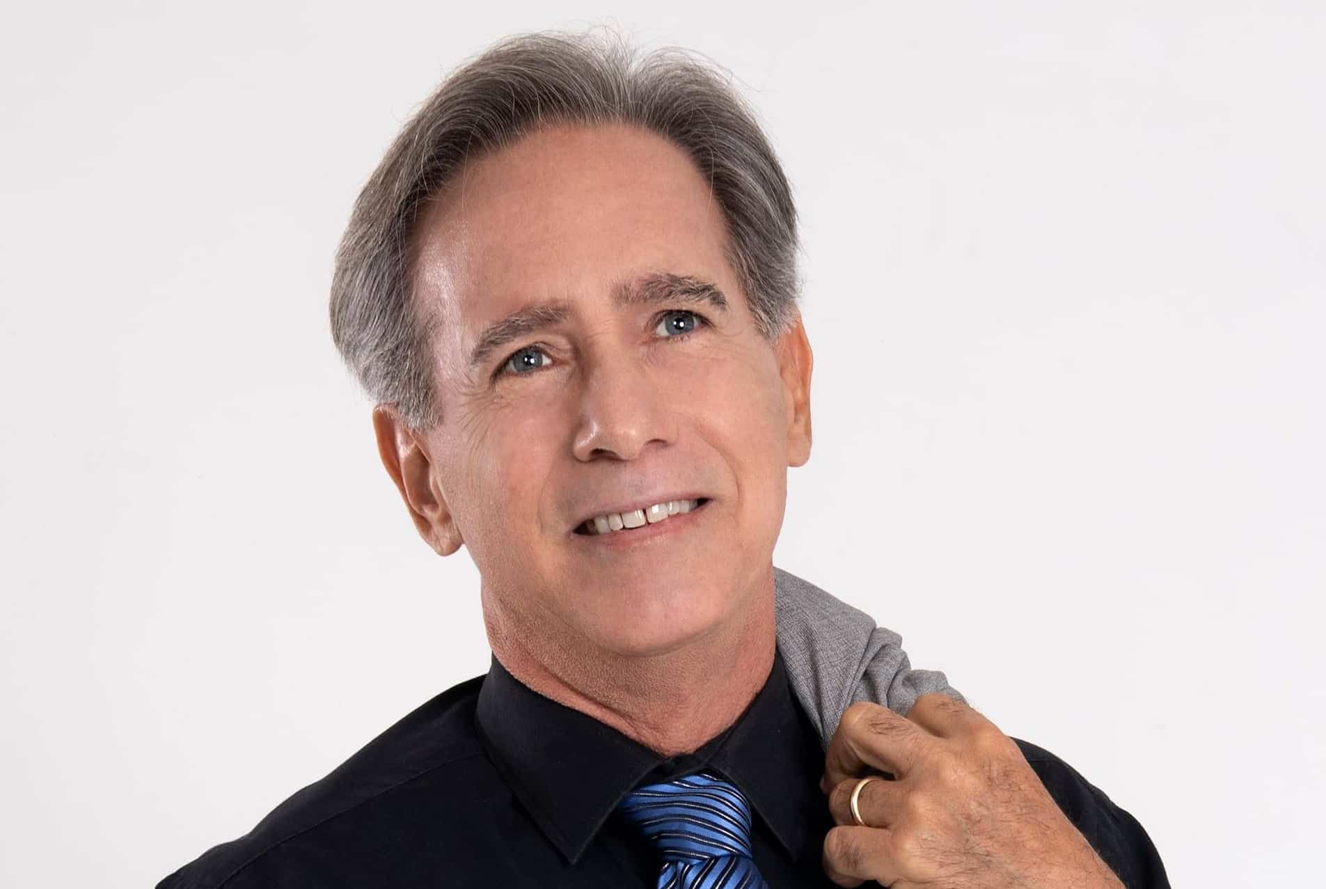 ¡El actor cubano Patricio Wood cumple 62 años! - Cuballama Noticias