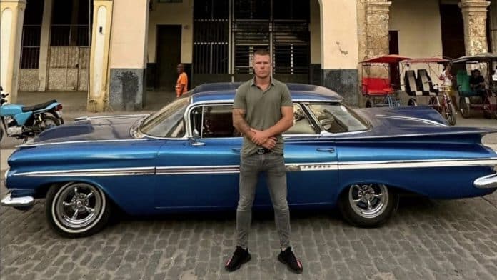 Youtuber e influencer sudafricano Kurt Caz dice "I'm Never Coming Back ...