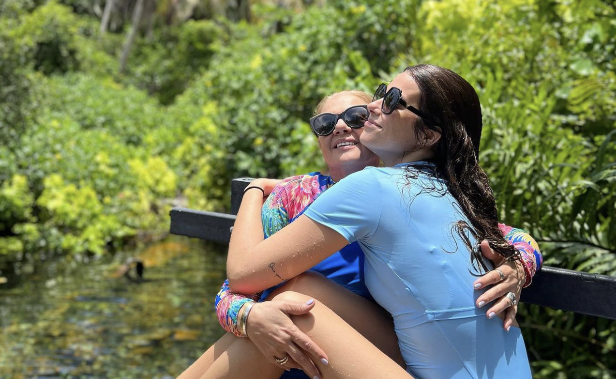 Aly Sánchez celebra el cumpleaños de su mamá con una divertida broma ...