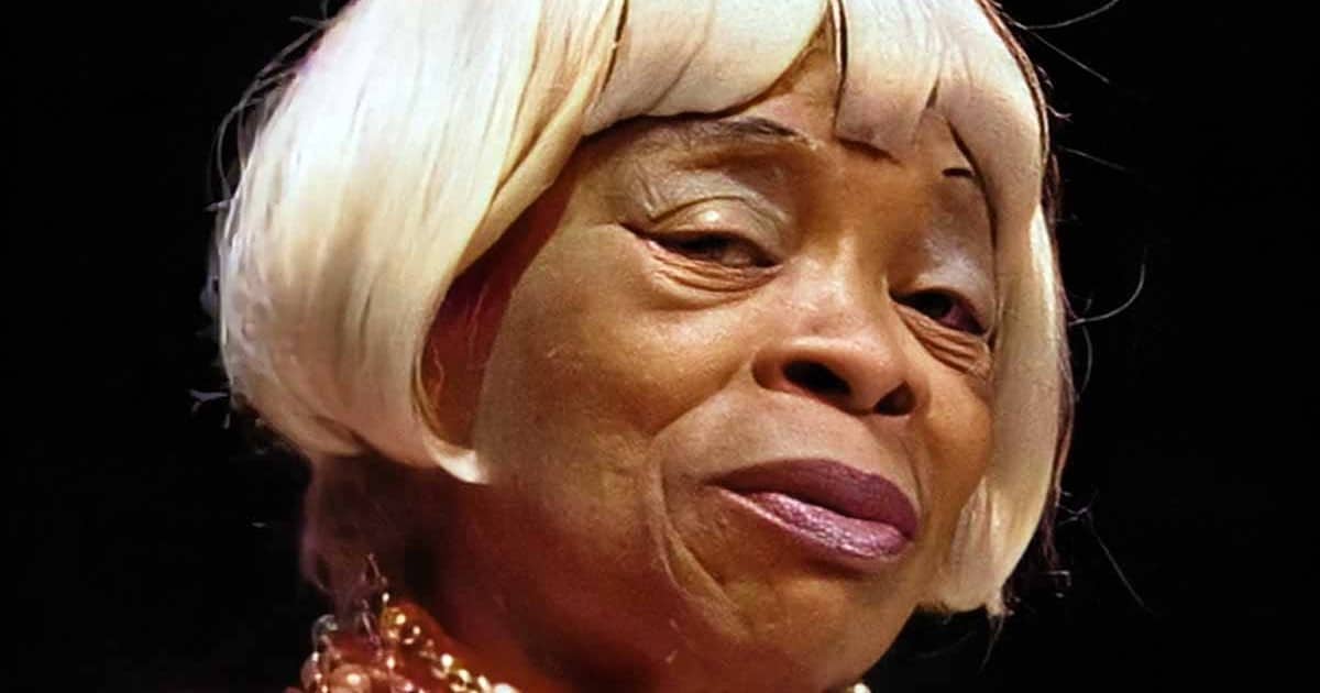 Juana Bacallao, la diosa negra cubana que vivirá “hasta el cuatro mil ...