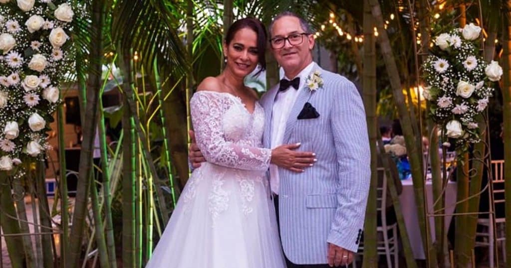 Jacqueline Arenal celebra su primer aniversario de boda - Cuballama ...