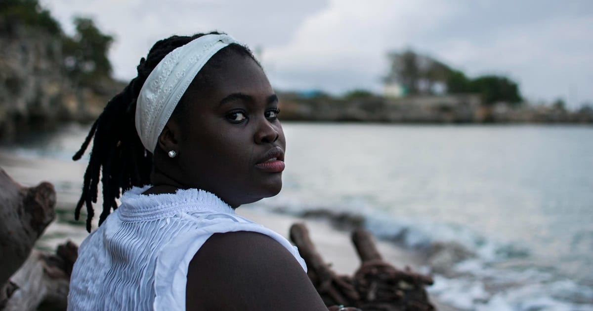 Arden las redes por cuadro que hiciera pintor cubano de Daymé Arocena ...