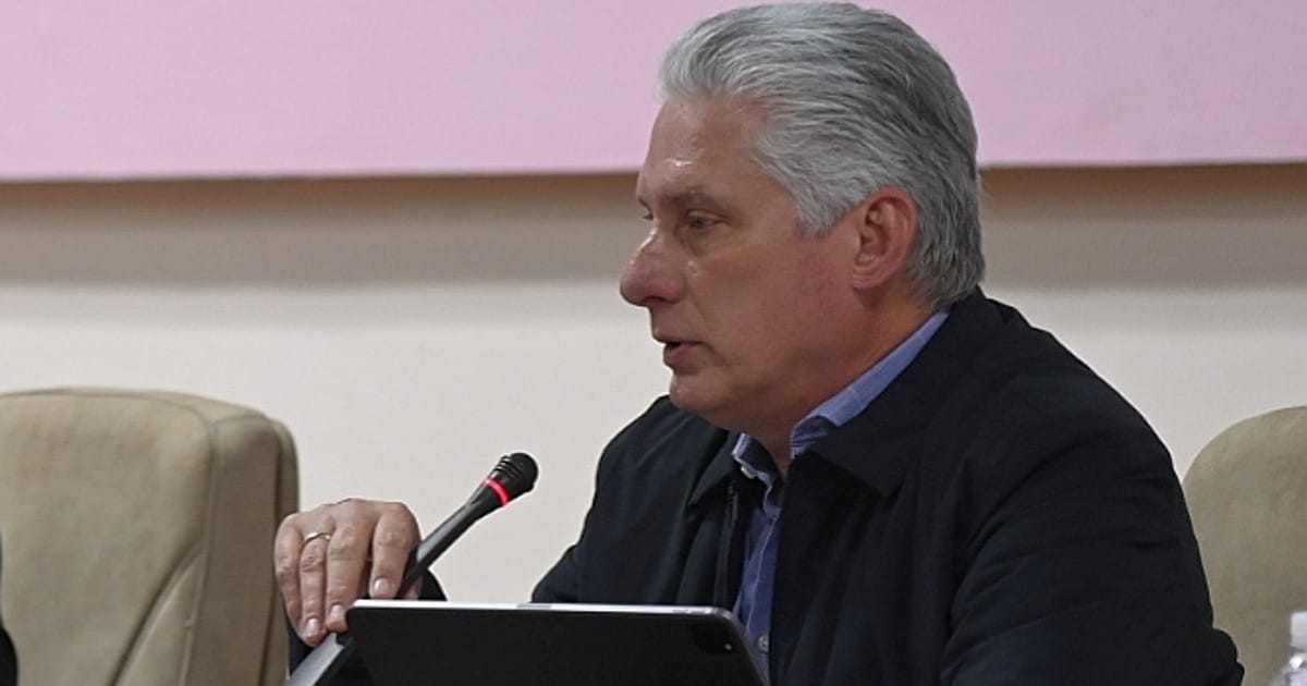 Canel único político de las Américas en desfile de Moscú - Cuballama ...