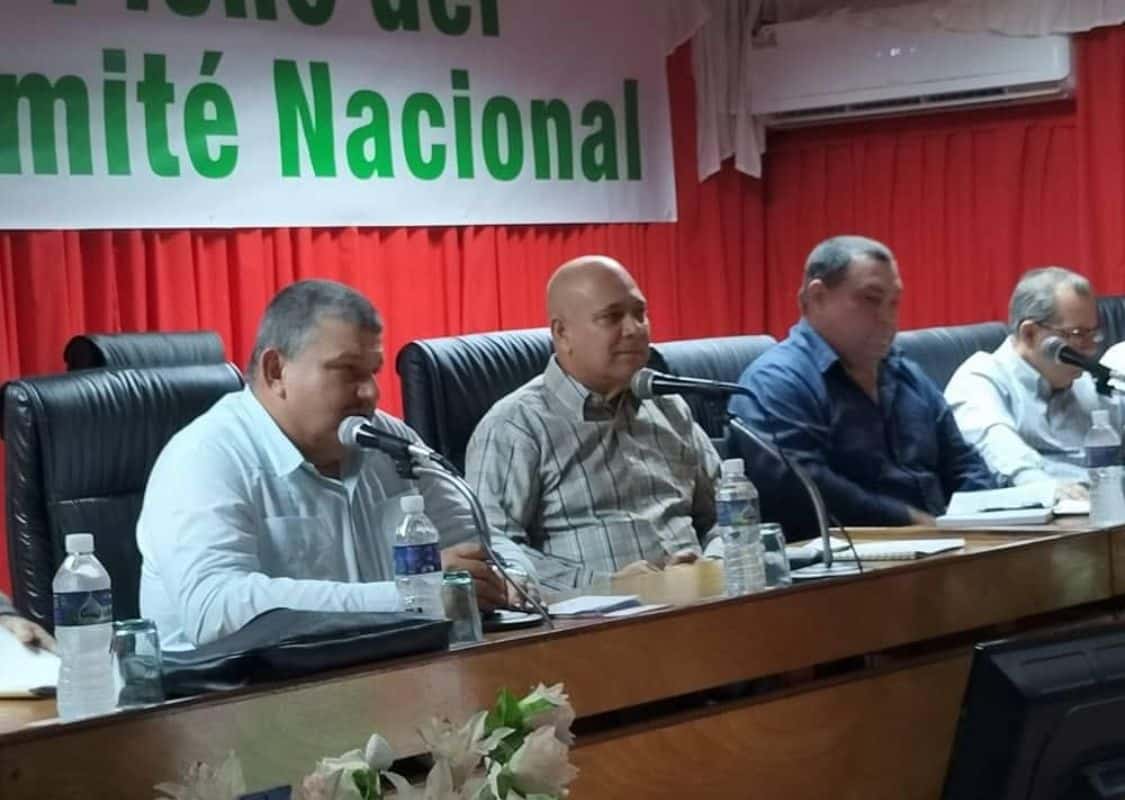 Destituyen al presidente de la ANAP en Cuba - Cuballama Noticias