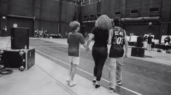 Sasha, el fan más especial de Shakira en su concierto en Perú ...