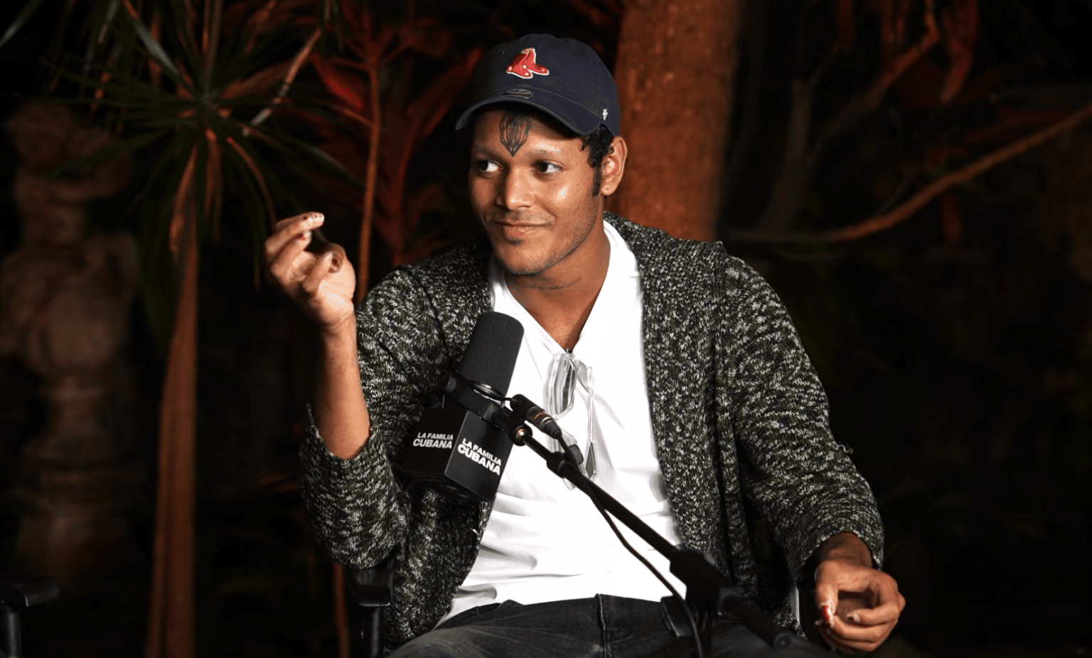 Influencer cubano El Chicle confirma que la policía lo arrestó y lo ...