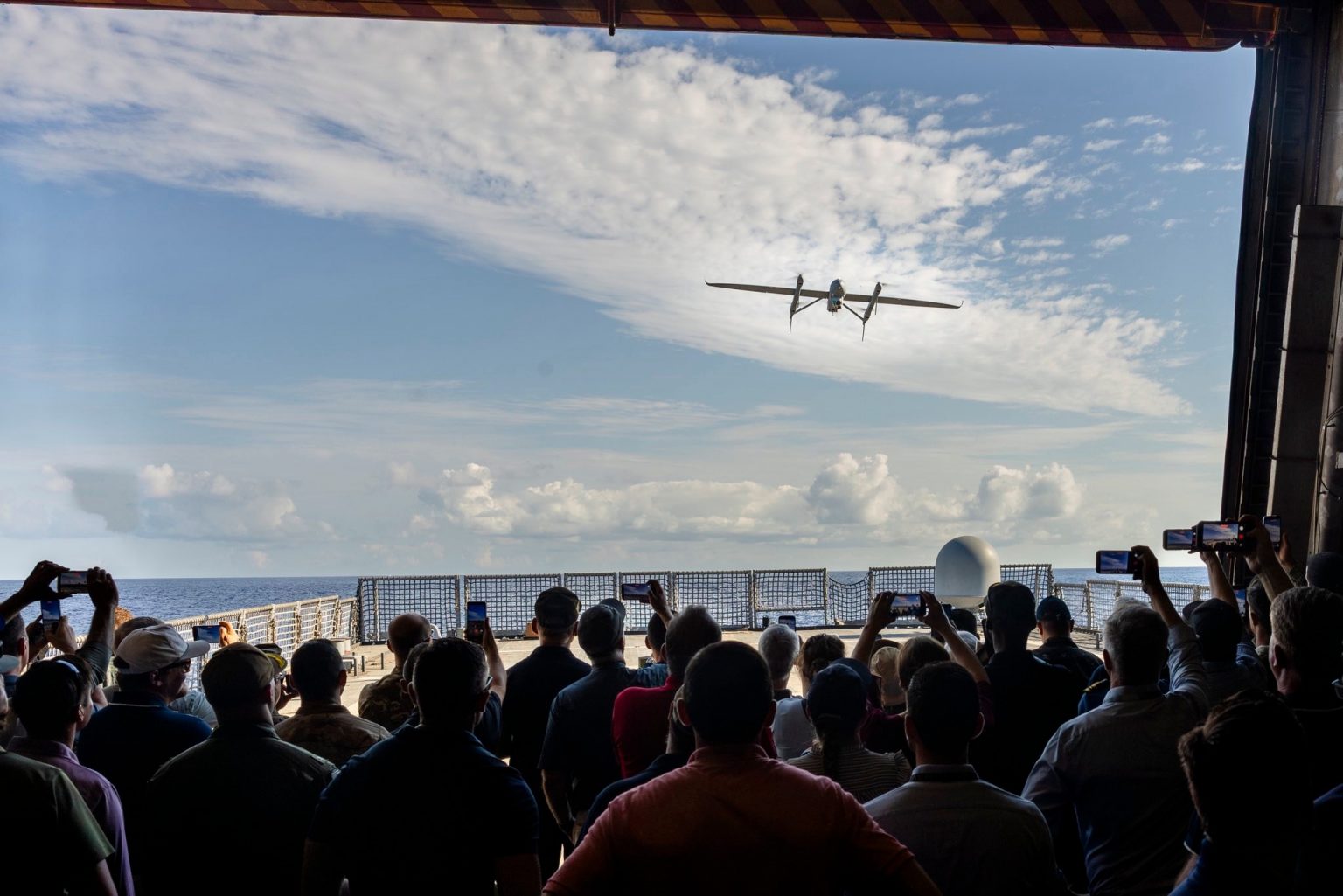 Aviones espía de EE.UU. aumentan sus vuelos cerca de Cuba: al menos 25 ...